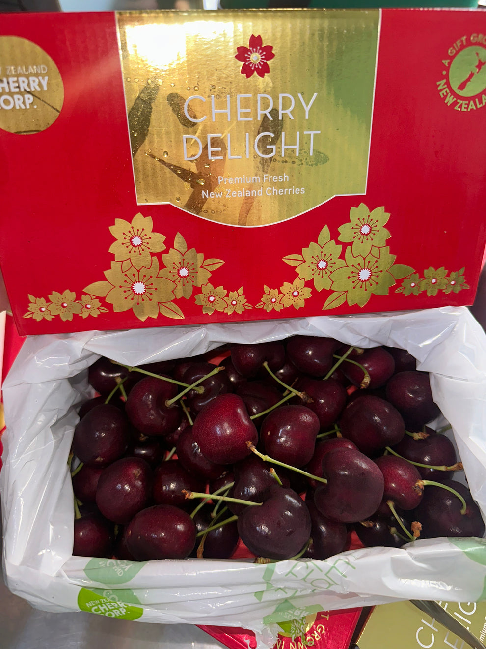 Cherries Gift Box – Fruit Loot Ph